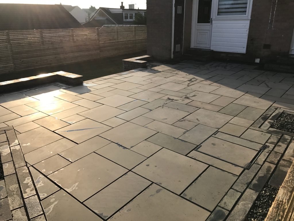 Glasgow Landscapers / Landscapers Glasgow / Garden Design Glasgow